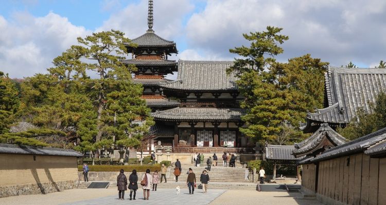 8 Must-See Buildings in Japan with 1000 Years of History | tsunagu Japan