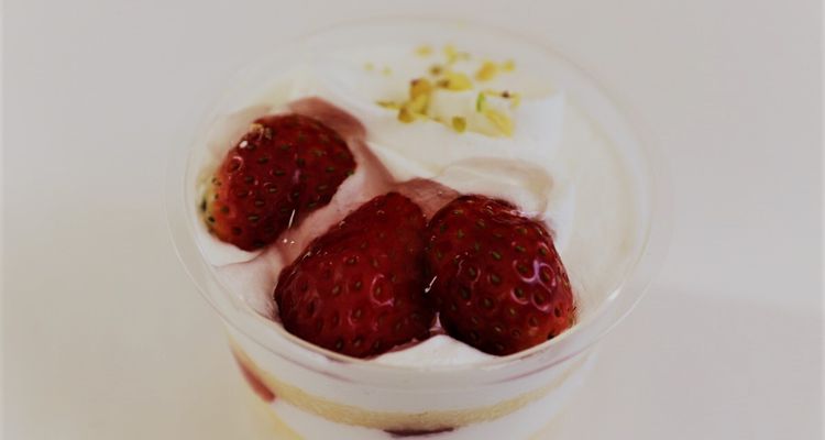 10 Limited Edition Strawberry Flavored Sweets in Convenience Stores ...