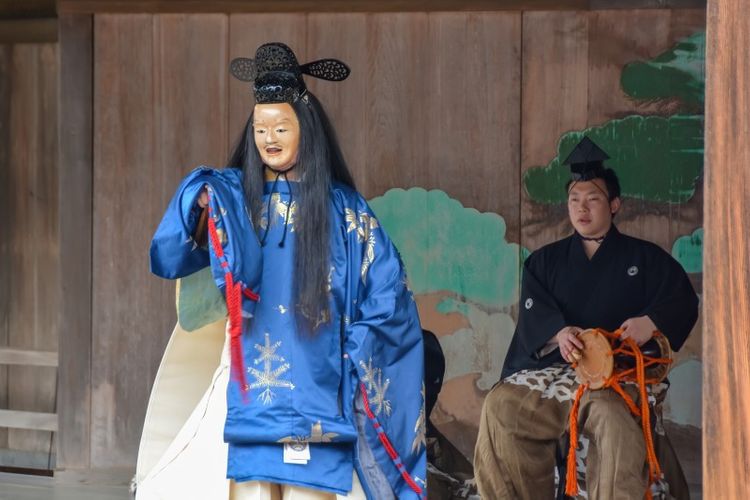 16 Facts You Didn't Know About Noh - Japan’s Traditional Performing Art ...